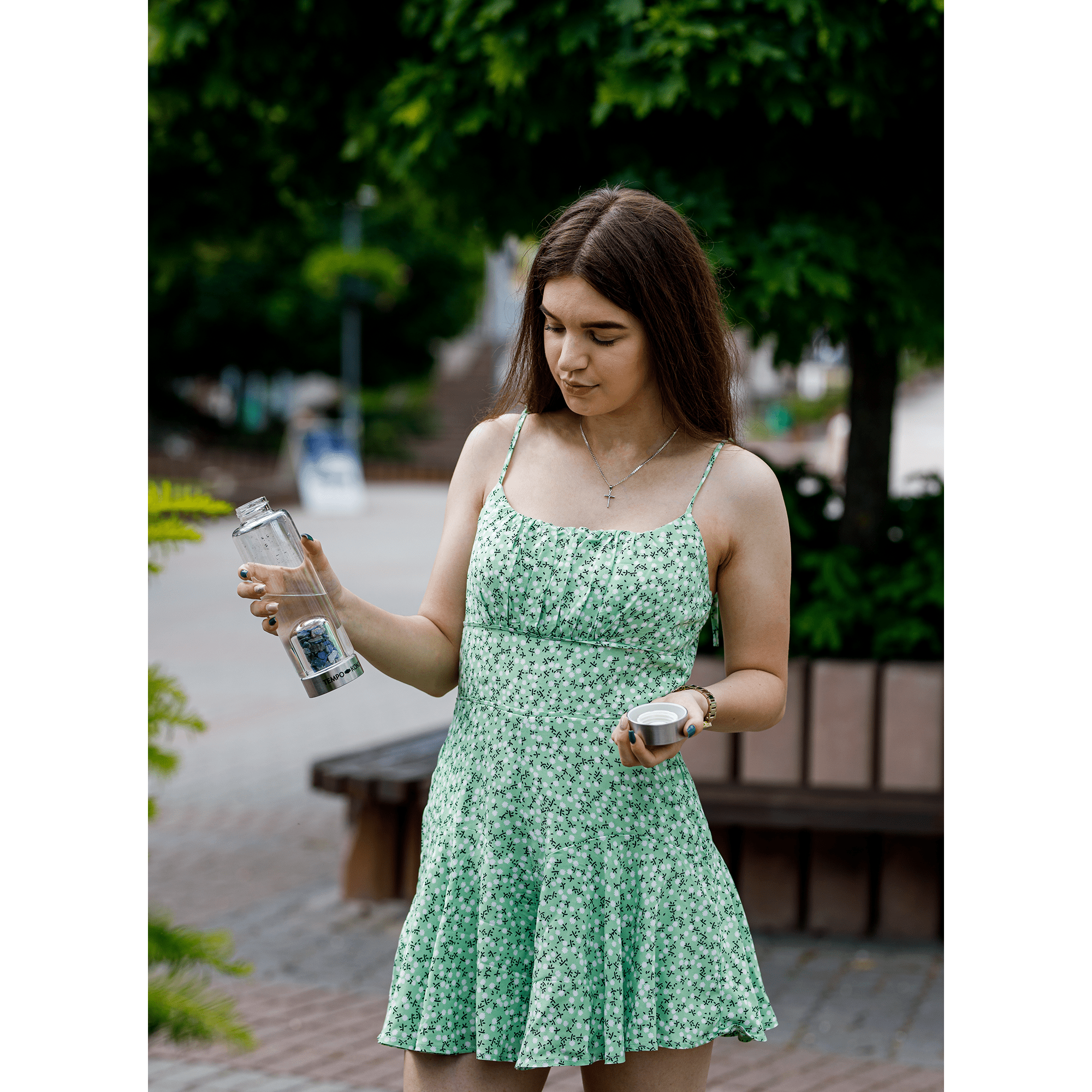 Flacon de sticlă cu cristal albastru cianit | Kondela.ro